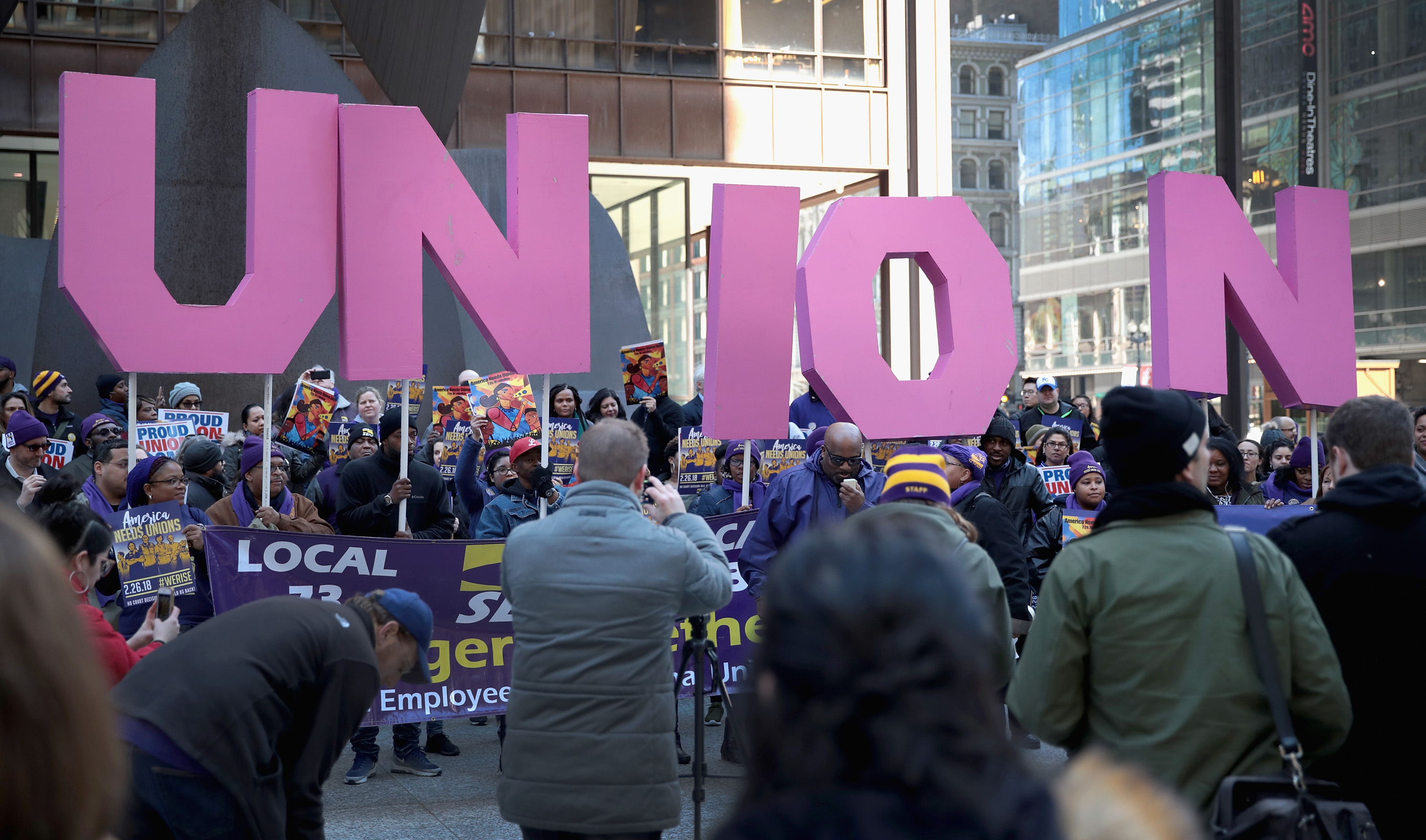 Experts Available: Janus v. AFSCME | Scholars Strategy Network